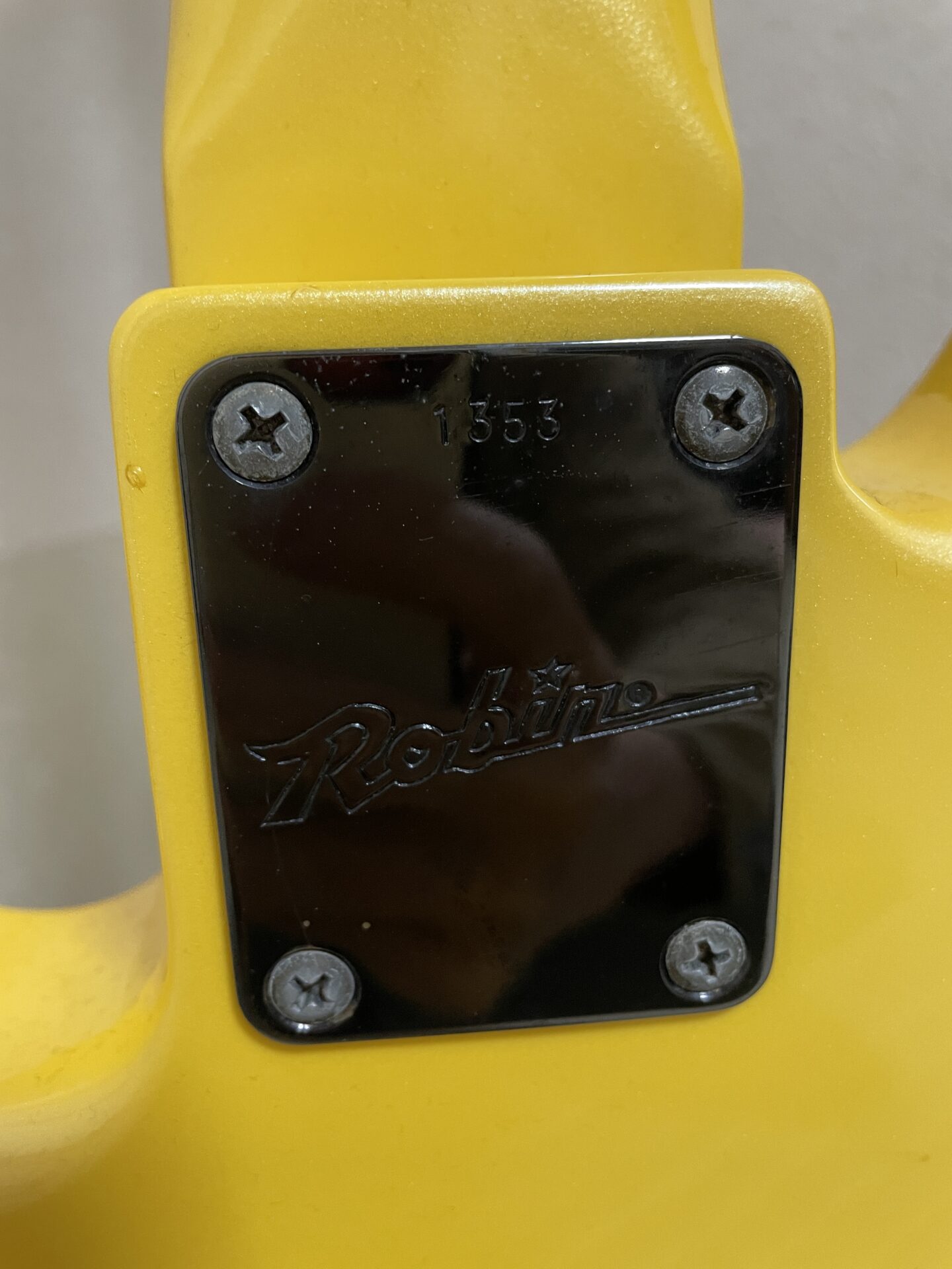 コレクションNO.172 Robin Freedom Ⅱ 5St Kahler Tremolo Custom - テクテクchブログは左側片 ...